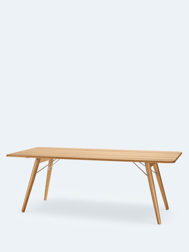 Holzer Dining Table | Löffler