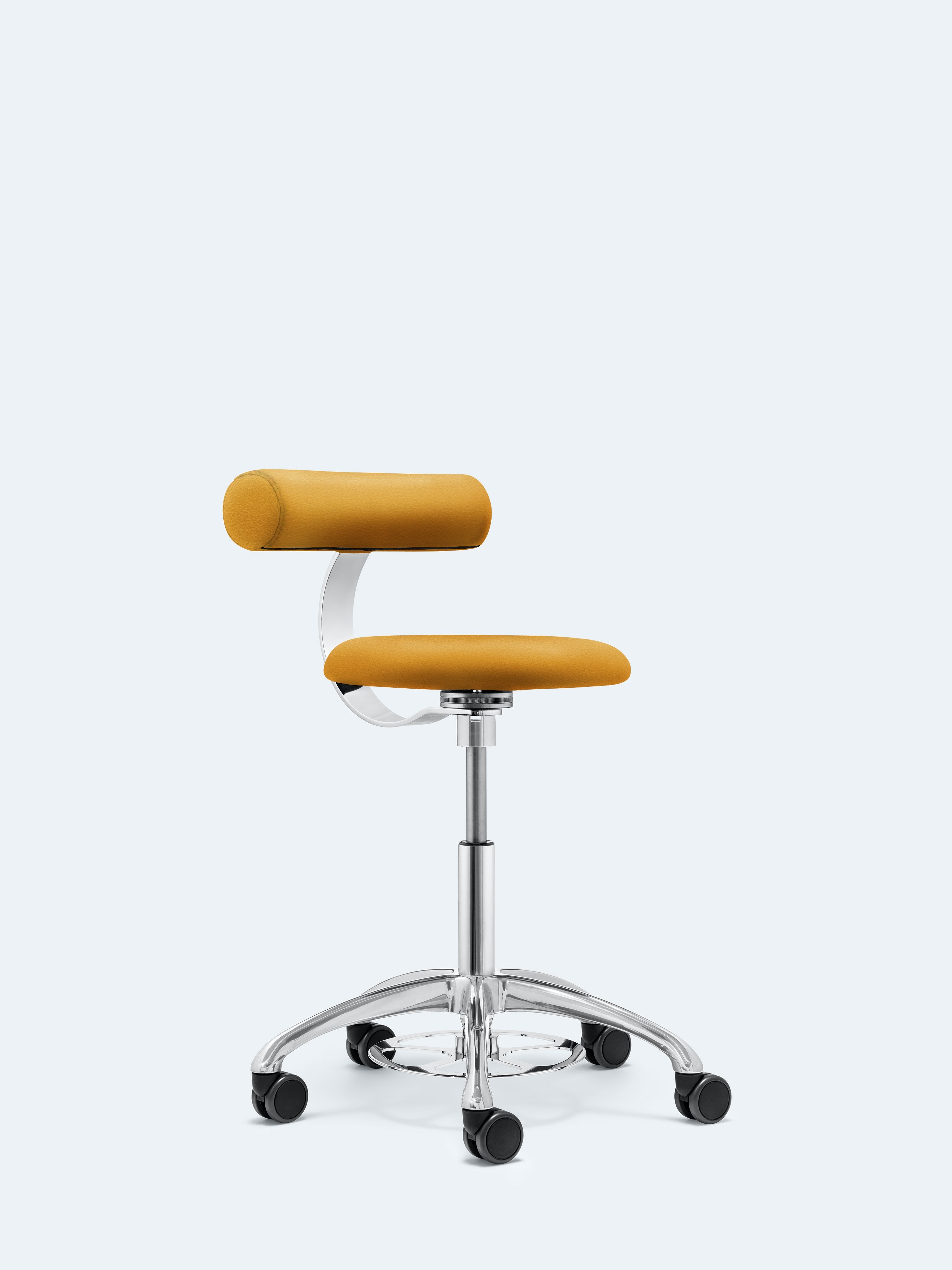Aogo Foot-Operated | Ergonomic Stools | Löffler